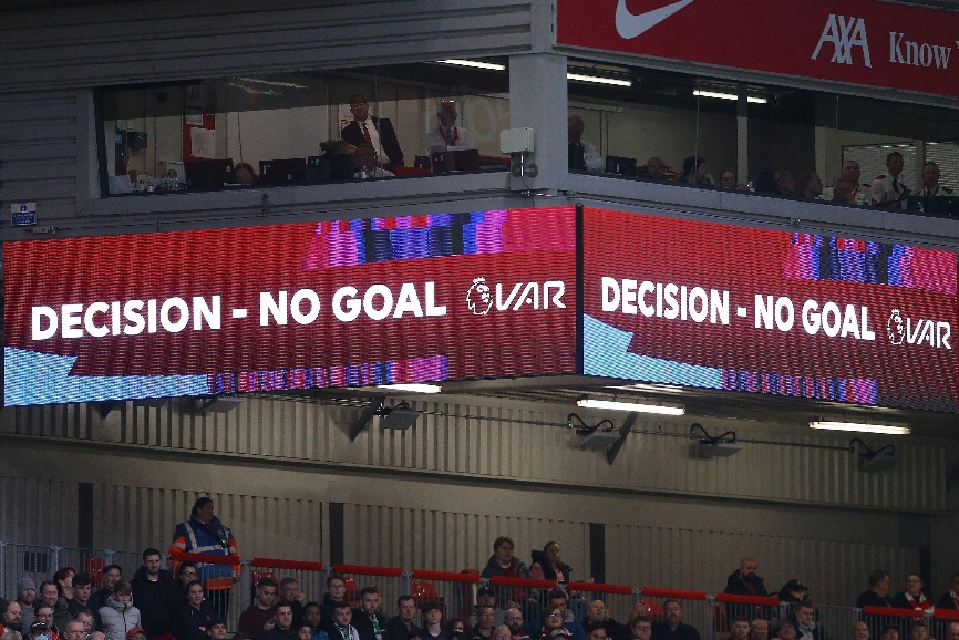 PRESS RELEASE: Decision – No VAR, priced at 6/1 – Football & Racing ...