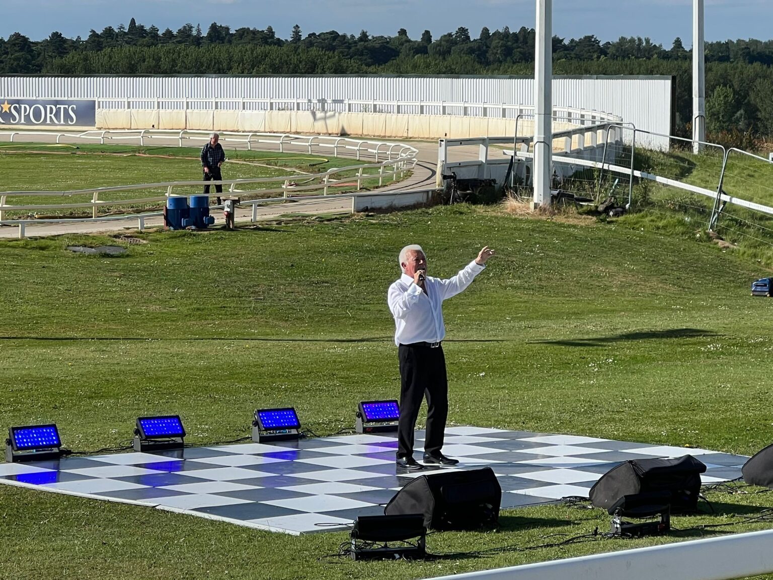SIMON NOTT BETTING BLOG: Greyhound Derby Final 2024, Towcester Saturday ...