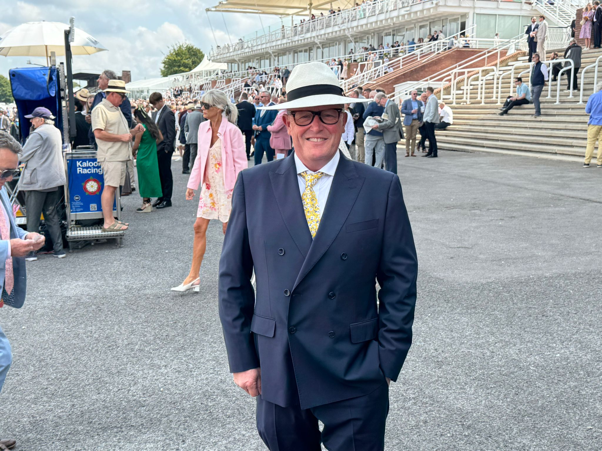 SIMON NOTT BETTING BLOG: Glorious Goodwood Friday – Football & Racing ...