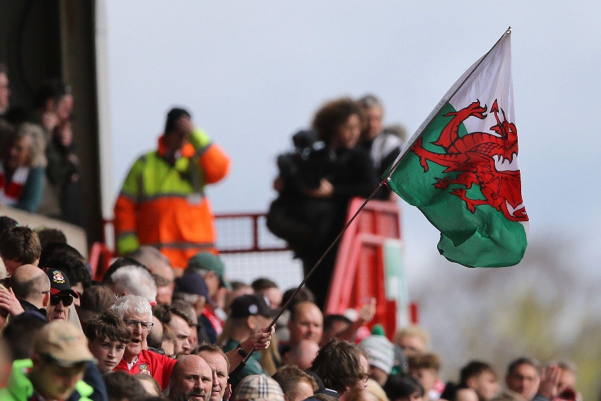 STAR FOOTBALL PREVIEW Tues: Wrexham v Cardiff – Football & Racing News ...