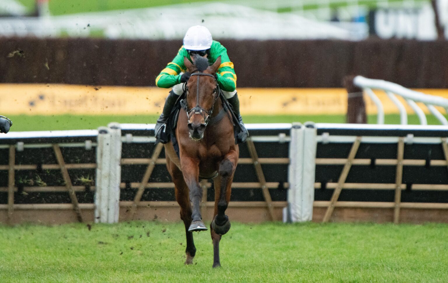 SIMON NOTT BETTING BLOG: Cheltenham Trials Day – Football & Racing News ...
